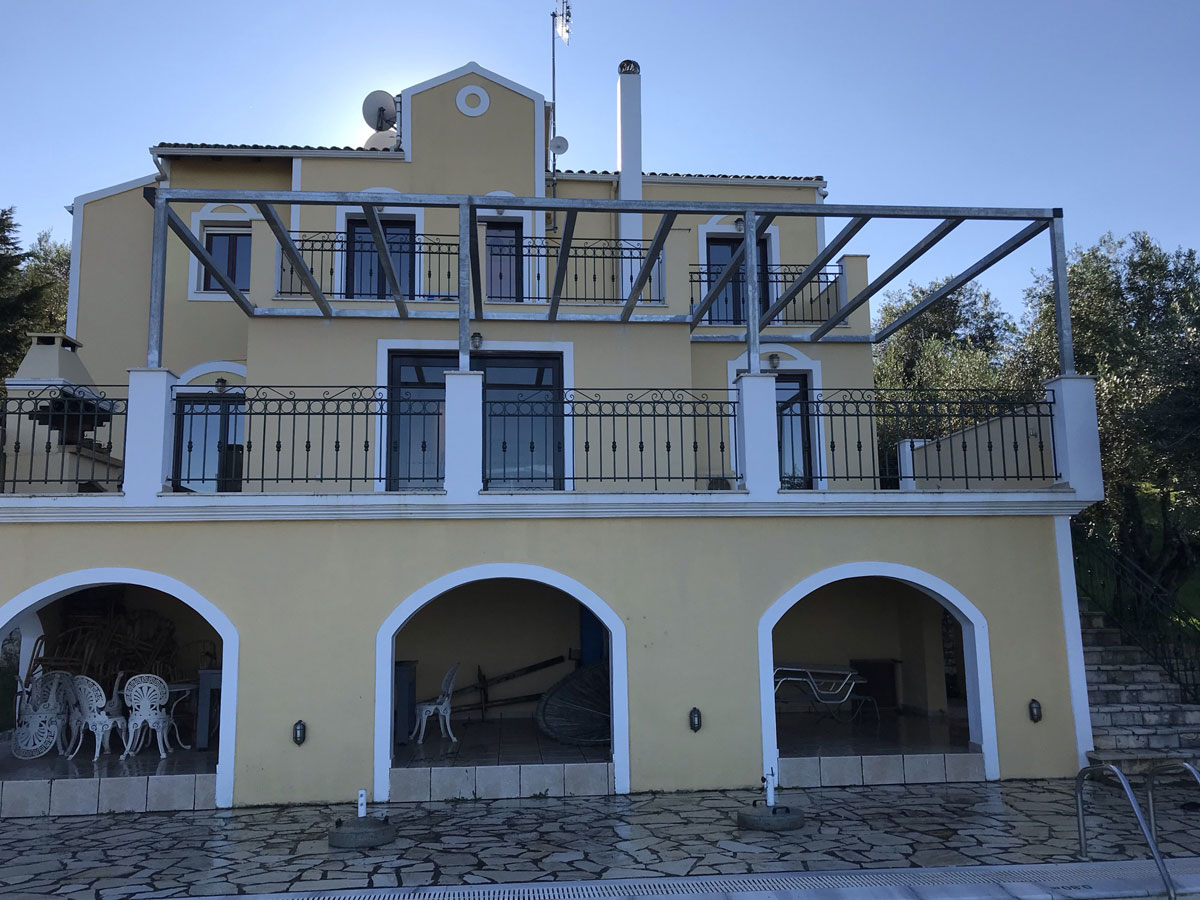 Σύμμεικρη Μεταλλική Περίφραξη Πάπιγκο - Πλαστήρας Κατασκευαστική